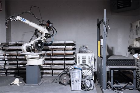MTB Auction - OTC FD-V6L Arc Welding Robotic Cell (2016)