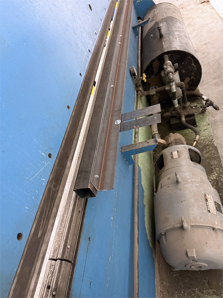 MTB Auction - Roto-Die 15 Press Brake