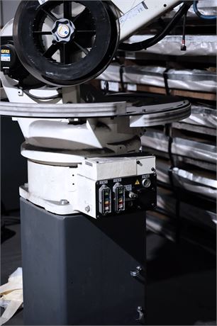 MTB Auction - OTC FD-V6L Arc Welding Robotic Cell (2016)